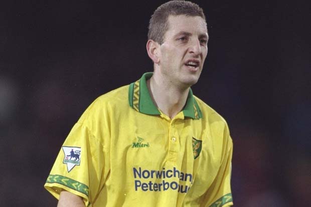 Ian Crook Biography - Sydney FC