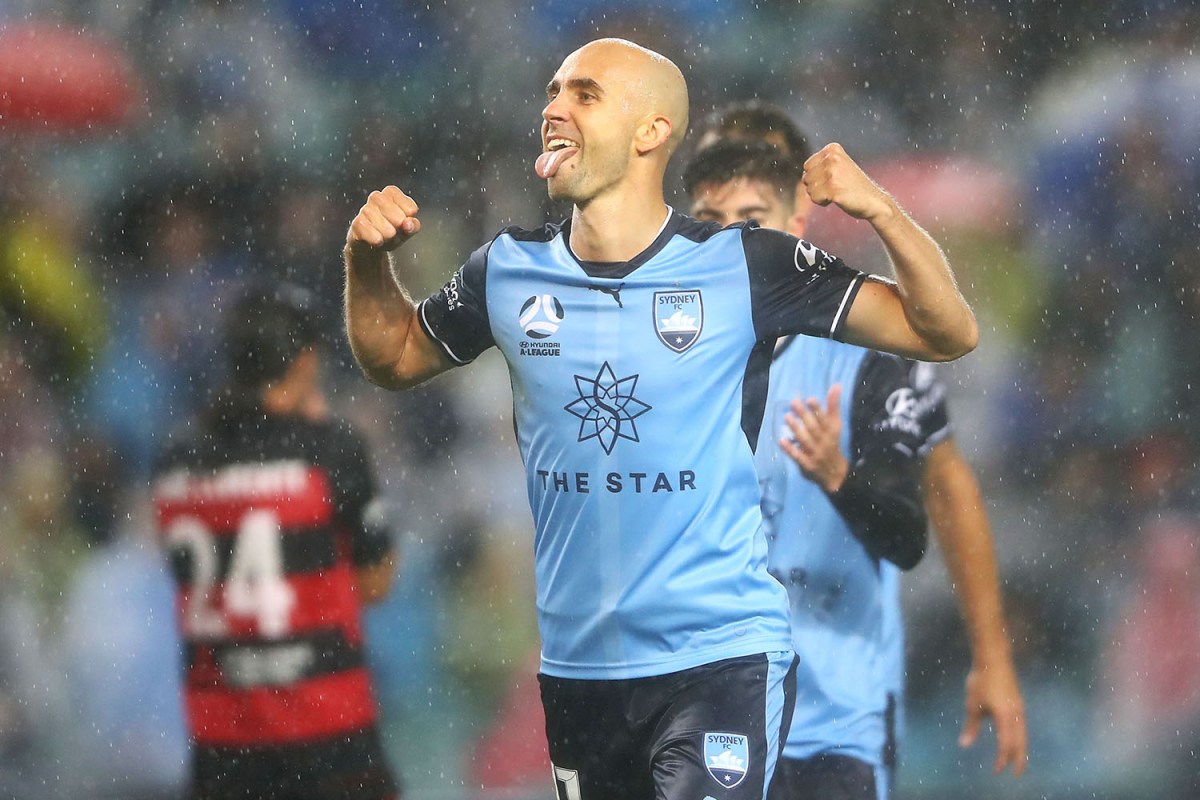 Sydney FC's Clinical Strikeforce Show Wanderers How It's Done - Sydney FC