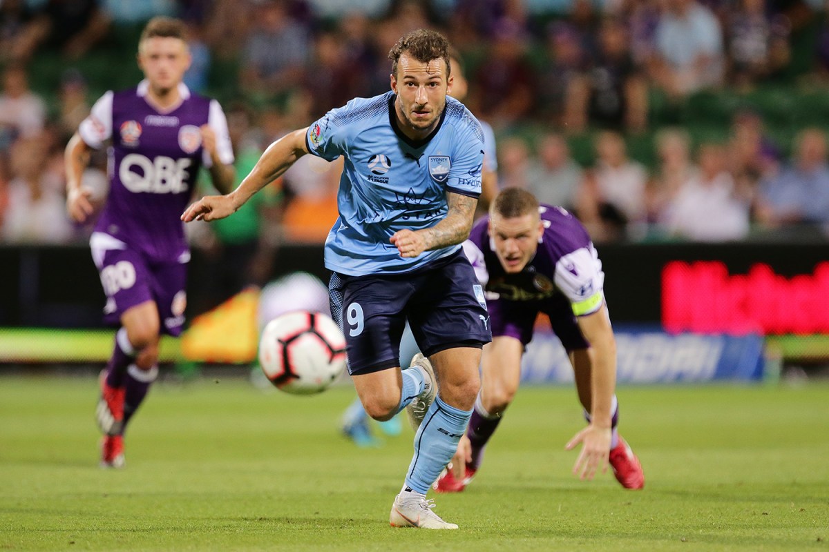 Head To Head: Adam Le Fondre v Adam Taggart - Sydney FC