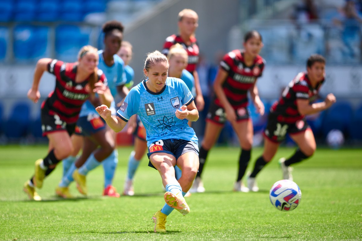 Sydney FC Complete Sydney Derby Double - Sydney FC