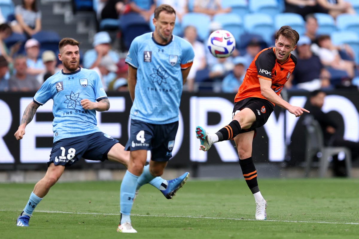 Sydney FC Unbeaten In Four After Late Roar Draw - Sydney FC