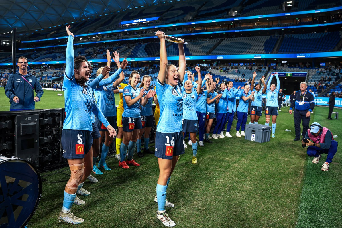 De La Harpe Headed For European Challenge - Sydney FC