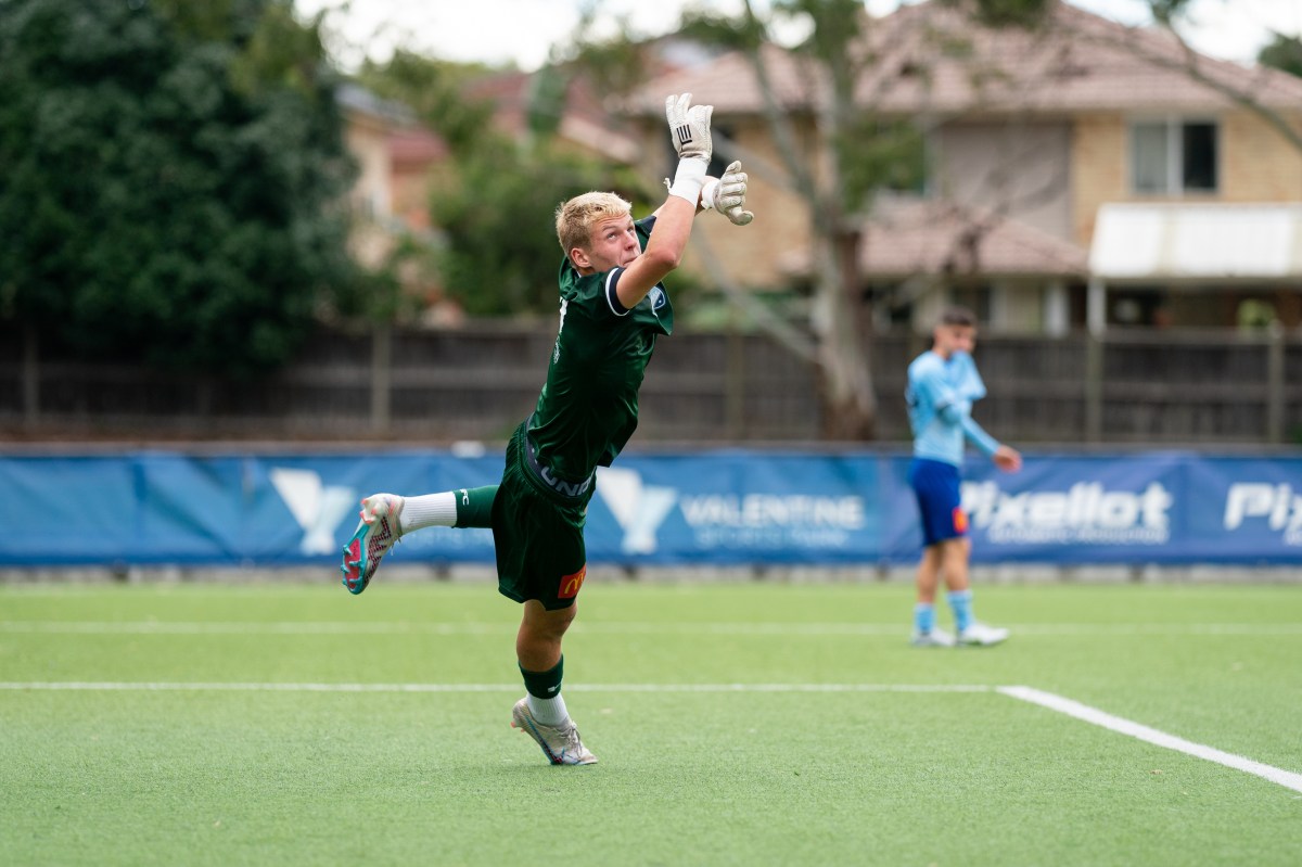 Academy Keeper Gus Hoefsloot Wins A-League Contract - Sydney FC
