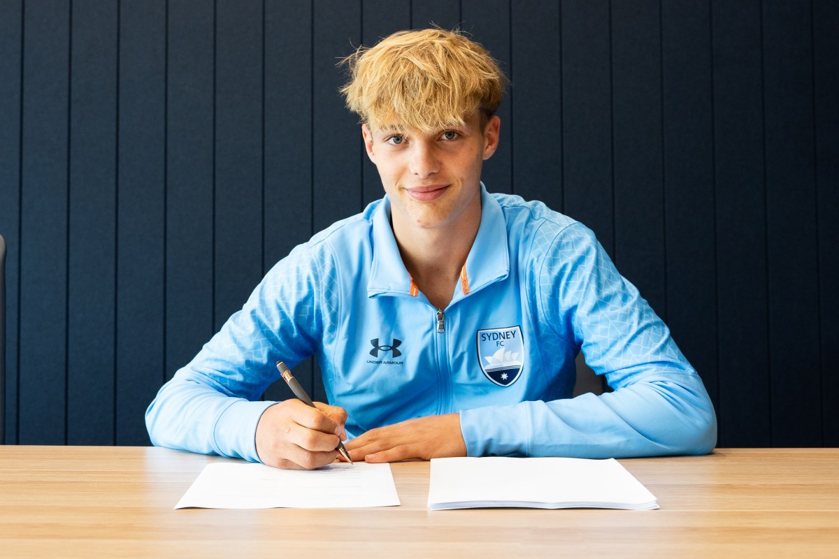 Sydney FC Snap Up Academy Star Lacey - Sydney FC