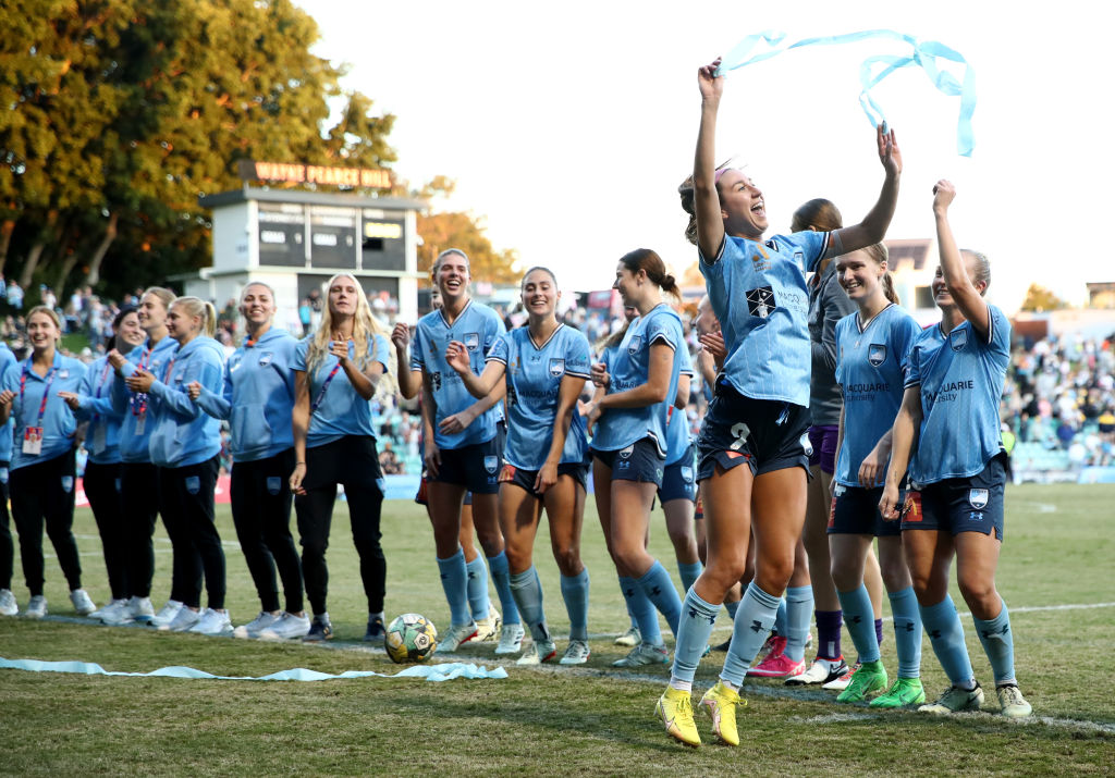 Sydney FC slam-dunk their way into seventh-consecutive Grand Final ...