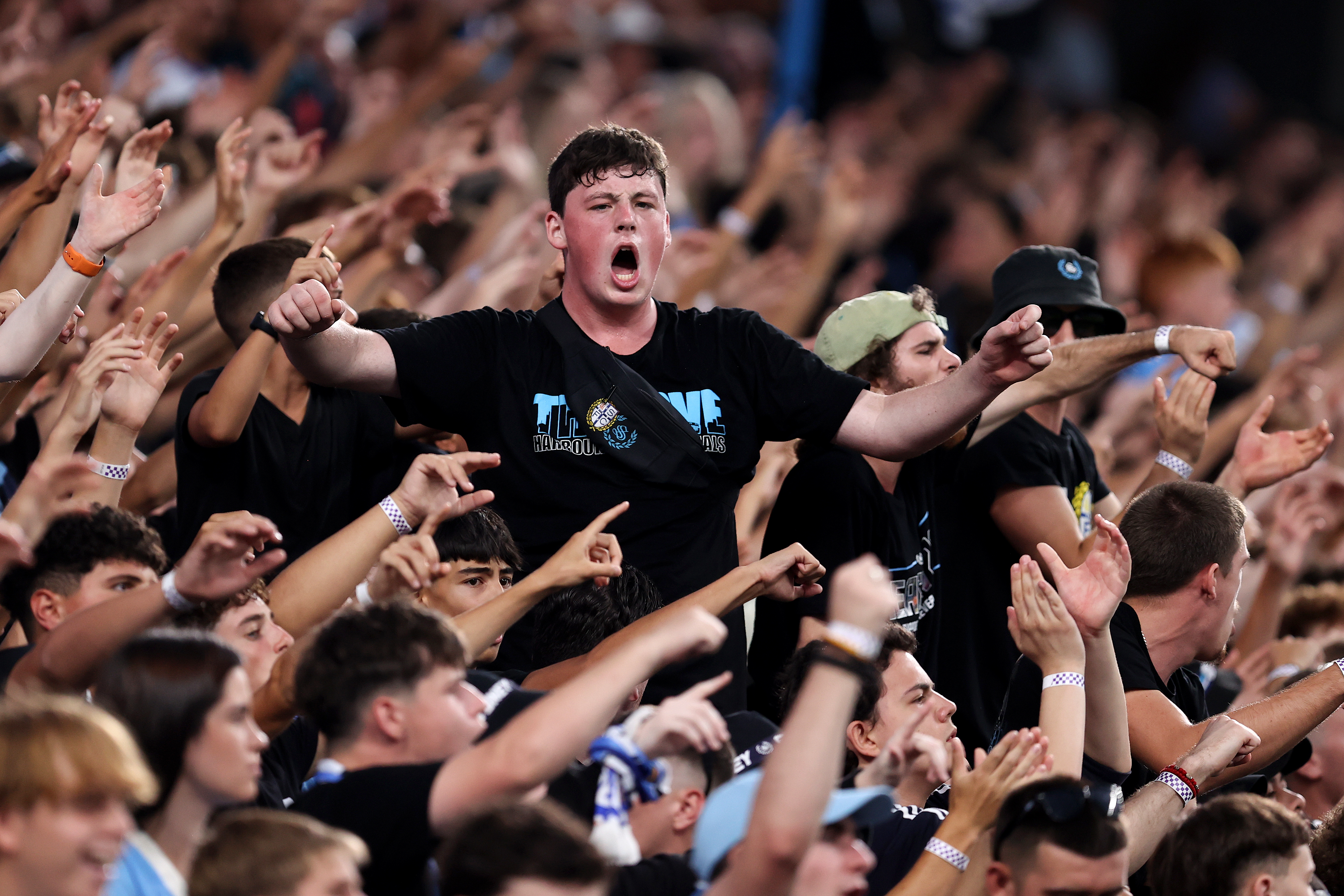 Sydney FC Up to 3rd after 3-3 Derby Thriller - Sydney FC