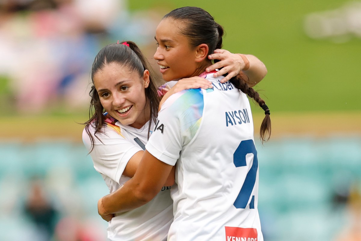 Sydney FC Lose 2-1 To Canberra United With Late Strike
